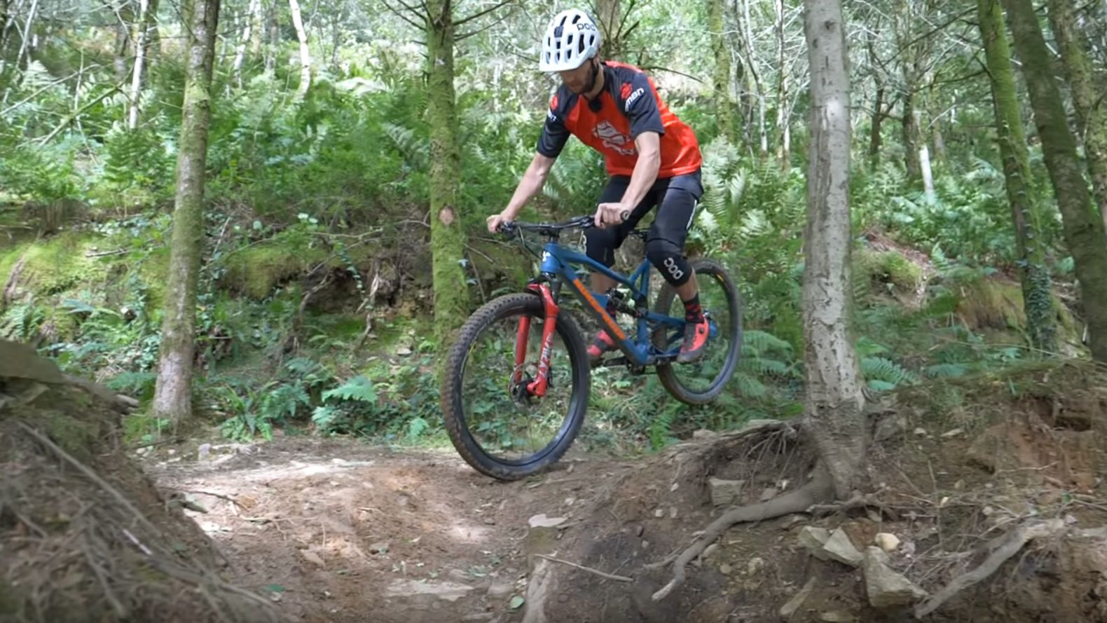 How to ride Switchbacks - Tutorial - riding.guide